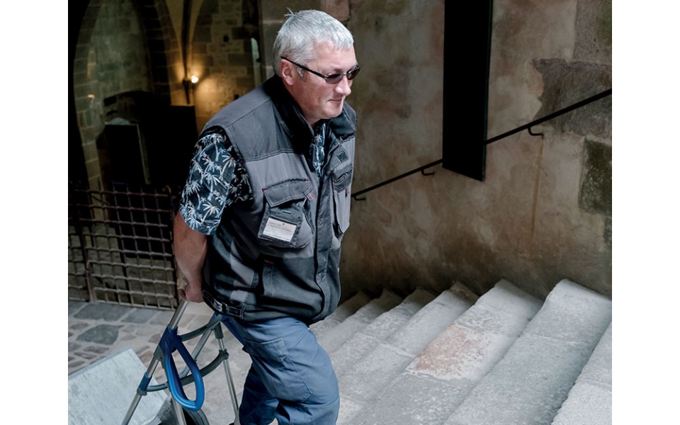 Le Mont-Saint-Michel, l'abbaye au cœur de pierre - Syndicalisme Hebdo ...