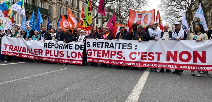 Le Mouvement Contre La Réforme Des Retraites Ne Faiblit Pas